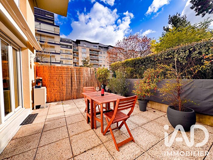 Clichy, Berges de Seine, Beaujon : Appartement 4 pièces à vendre