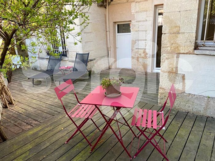 Appartement à louer - Bordeaux, Gare Saint-Jean - 2 pièces - 1 chambre