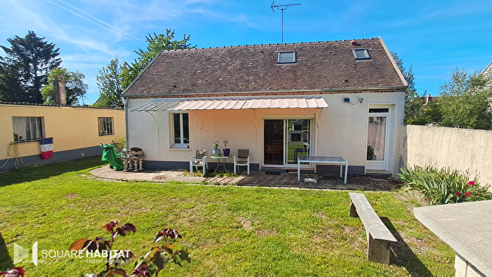 Maison 5 pièces à Dollot, à vendre