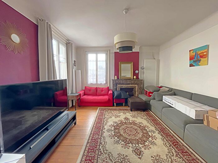 Appartement à vendre - Saint-Étienne, Tardy, Colline des Pères, Bizillon - 5 pièces - 2 chambres