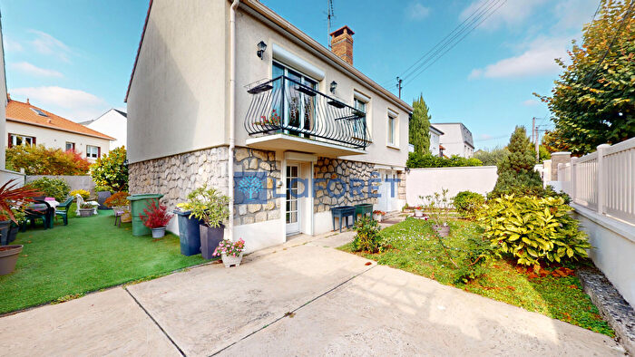 Maison à vendre - Paray-Vieille-Poste - 4 pièces - 2 chambres