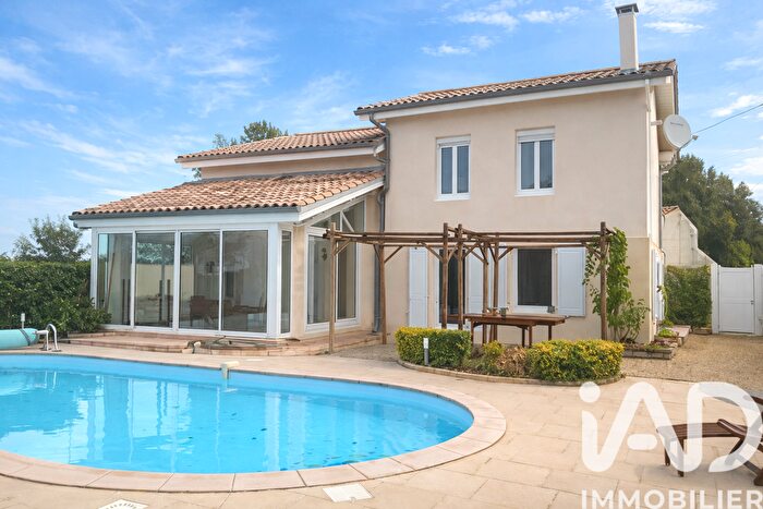 Maison à vendre - Saint-Martin-du-Bois - 6 pièces - 3 chambres