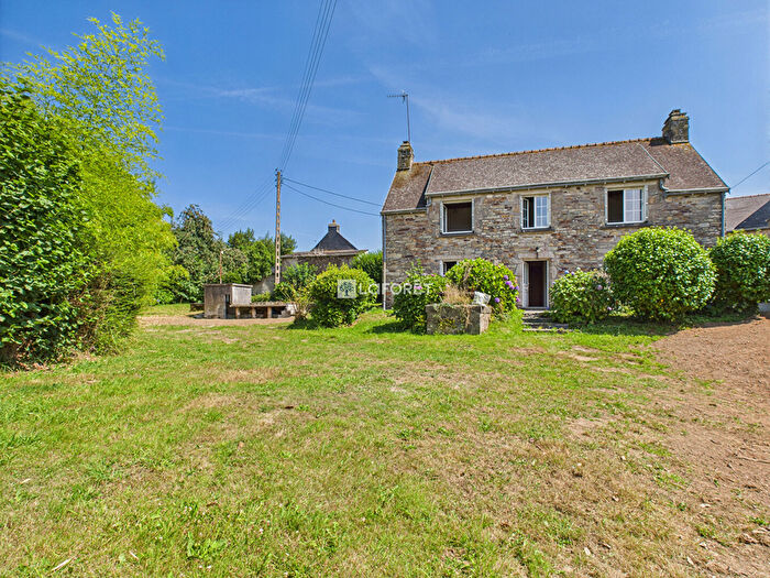 Maison à louer - Landrévarzec - 4 pièces - 3 chambres