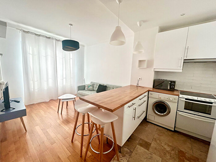 Colombes, Agent Sarre : Appartement 2 pièces à louer