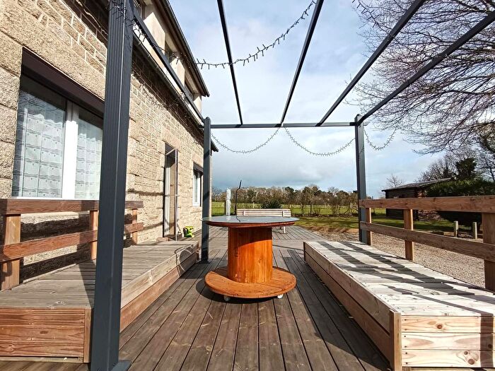 Maison à vendre - Ploërmel - 5 pièces - 4 chambres