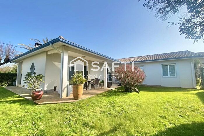 Maison à vendre - Gujan-Mestras, La Hume, Plage - 5 pièces - 3 chambres