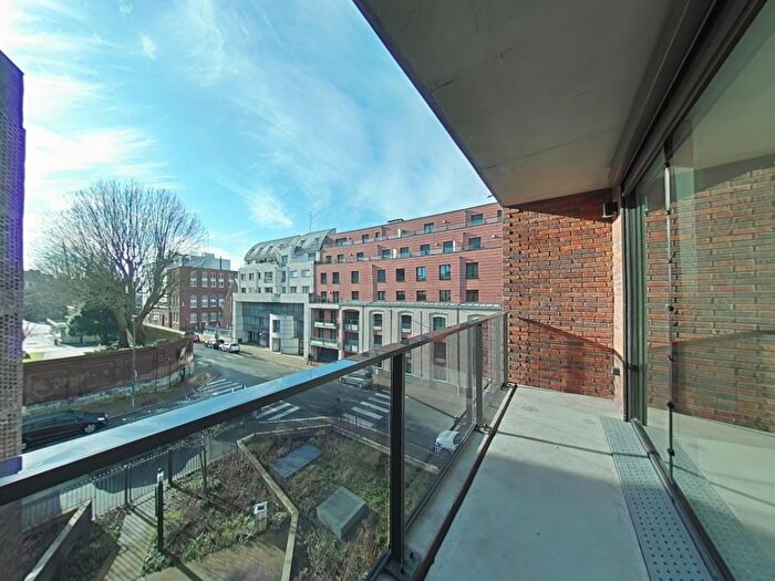 Lille, Centre-ville, Euralille : Appartement 3 pièces à louer