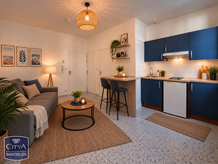 Rochefort, Centre-ville : Appartement 1 pièce à vendre