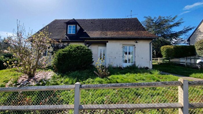 Maison à louer - Est, Luisant - 6 pièces - 5 chambres