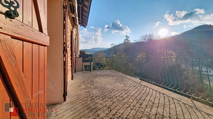 Maison à vendre - Chambost-Allières - 7 pièces - 5 chambres