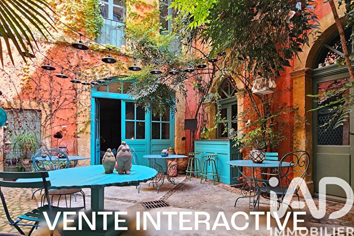Maison à vendre - Tarascon, Centre-ville, Château, Condamine - 15 pièces - 9 chambres