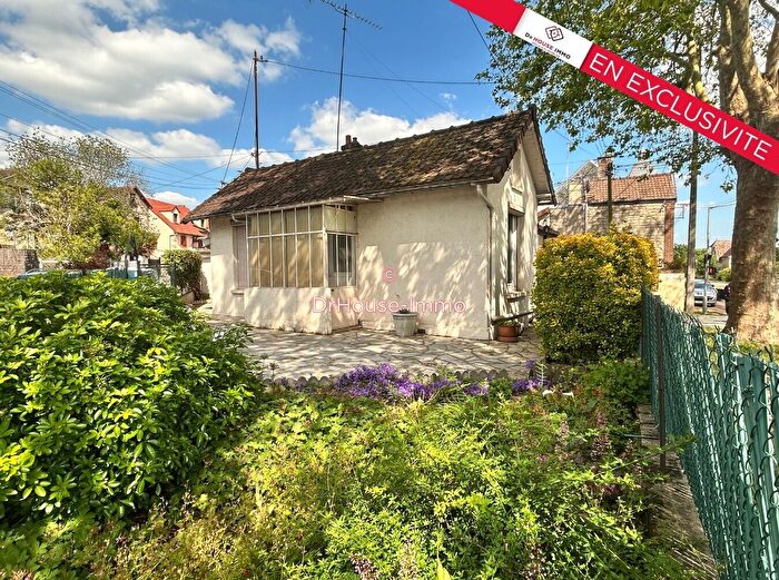 Maison 3 pièces à Juziers, à vendre