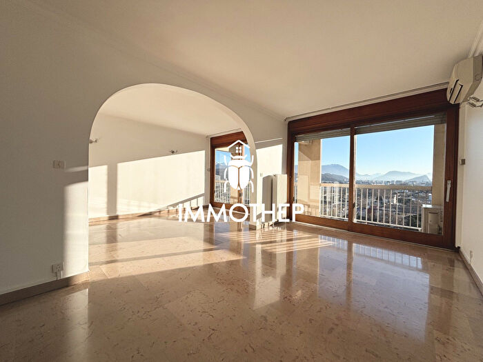 Appartement à louer - Grenoble, Rondeau - 4 pièces - 3 chambres