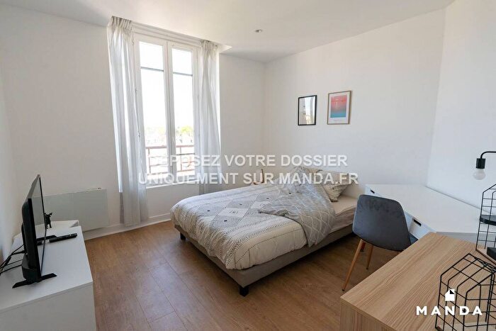 Appartement à louer - Rive Droite-Apport Paris Gare, Corbeil-Essonnes - 4 pièces - 3 chambres