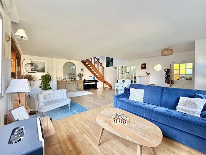 Maison à louer - Verrières-le-Buisson, Salvert, Marienthal, Vaupéreux, Bois des Verrières - 6 pièces - 3 chambres