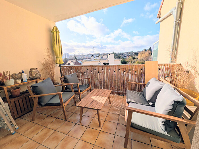 Appartement à vendre - Villemomble, Époque - 3 pièces - 2 chambres