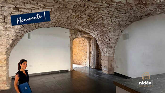 Maison à vendre - Sommières - 5 pièces - 3 chambres