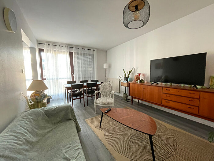 Troyes, Cathédrale : Appartement 3 pièces à louer