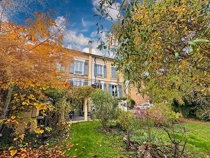 Maison à vendre - Rosny-sous-Bois, La Garenne - 10 pièces - 5 chambres