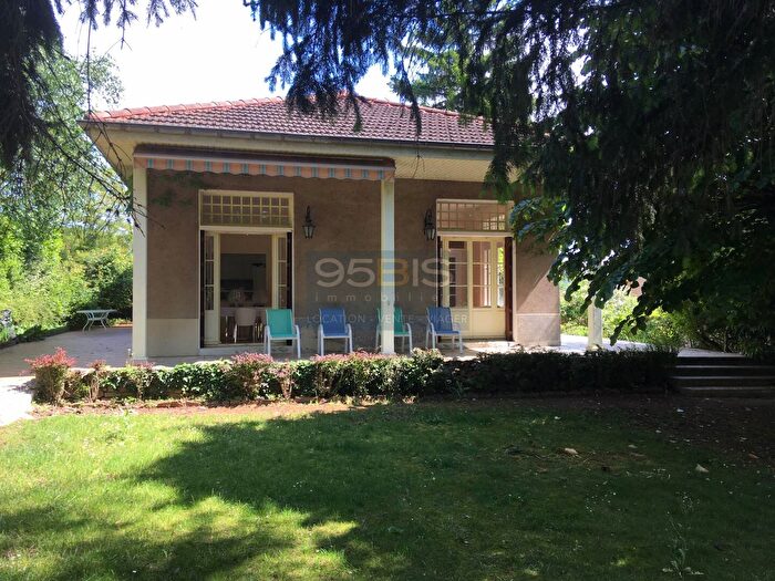 Maison 5 pièces à louer à Lyon 9ème arrondissement