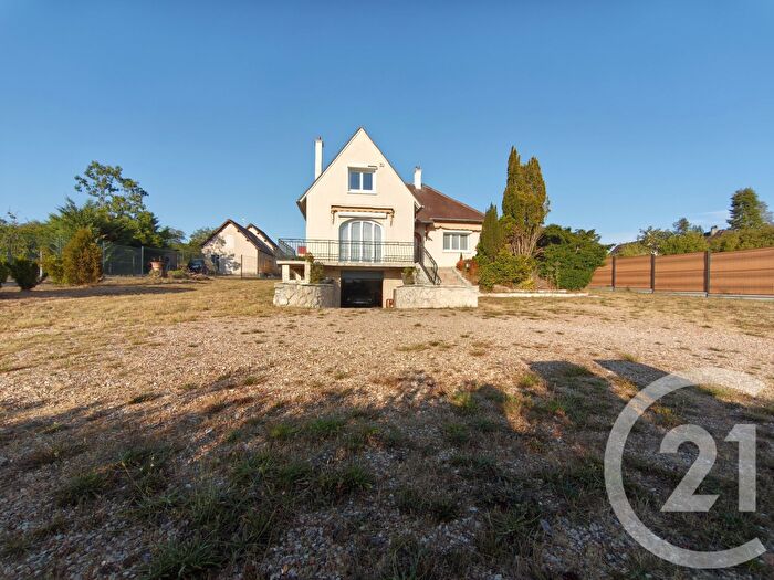 Maison 6 pièces à vendre à Bueil
