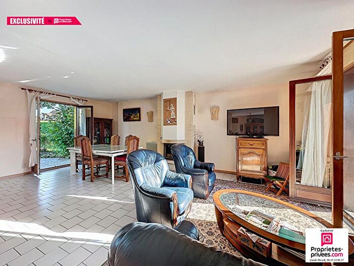 Maison à vendre - Ozoir-la-Ferrière, Vieux village, Armainvilliers, Notre Dame - 6 pièces - 4 chambres