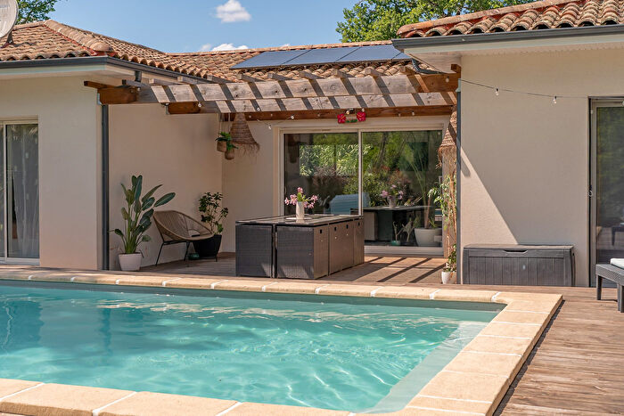 Salles - Maison 6 pièces à vendre