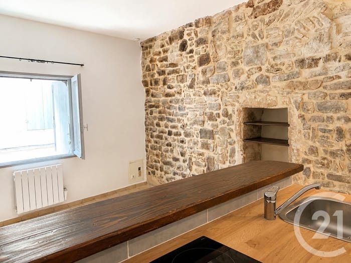 Appartement 1 pièce à louer - Bagnols-sur-Cèze, Centre-ville