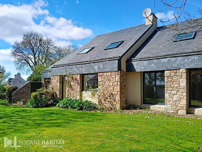 Maison à louer - Lannion, Saint-Hugeon, Le Rusquet, Pouldiguy - 6 pièces - 5 chambres