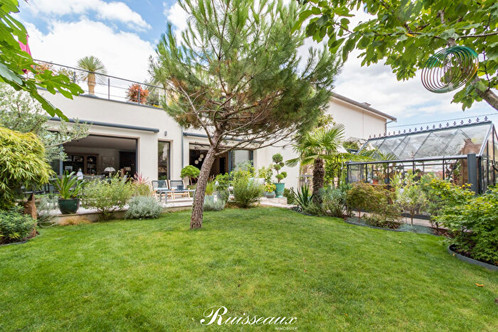 Maison à vendre - Dijon, Montchapet - 9 pièces - 6 chambres