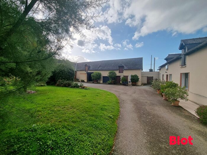 Maison à vendre - Pacé - 7 pièces - 5 chambres