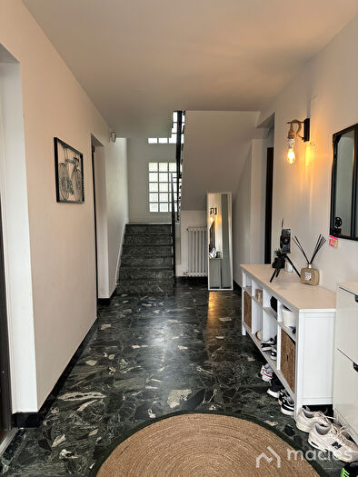 Maison 7 pièces à Le Thillay, à vendre