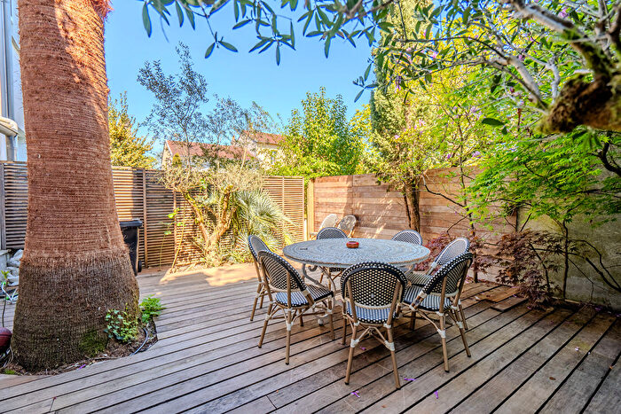 Maison à vendre - Le Bouscat, Barrière du Médoc - 5 pièces - 4 chambres