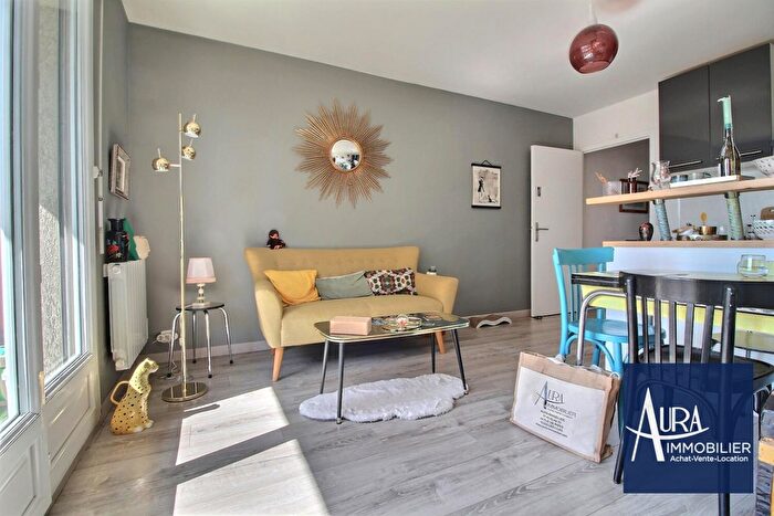 Appartement à vendre - Les Lilas - 3 pièces - 2 chambres