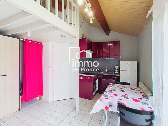 La Roche-sur-Yon, Pyramides, Jean-Yole : Appartement 1 pièce à vendre