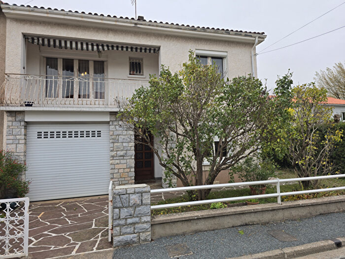 Maison à vendre - Albi, Le Lude, Bellevue - 8 pièces - 6 chambres