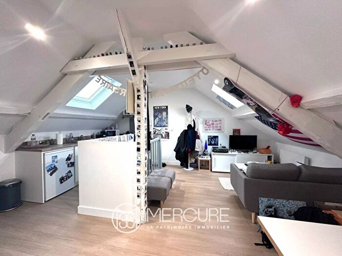 Appartement à louer - Trois Quartiers-Centre Ville, Poitiers - 2 pièces - 1 chambre