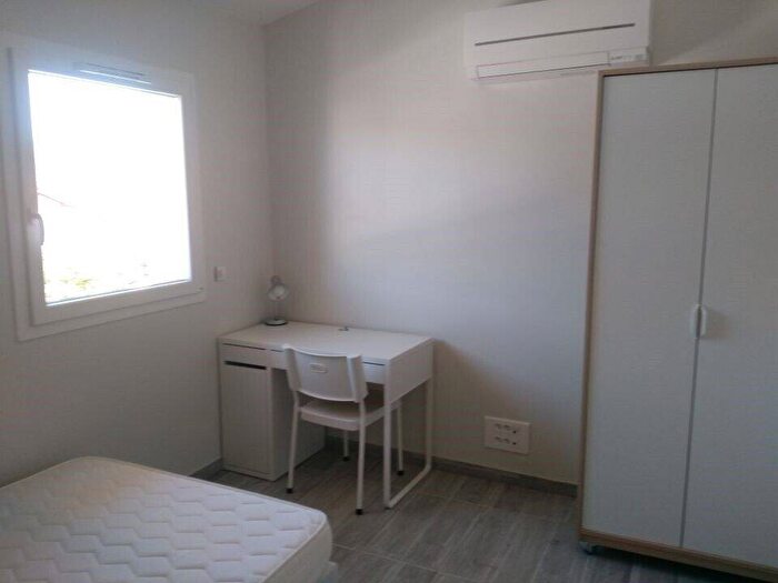 Clémenceau-Pontac-Sallegourde-Pont de Langon, Villenave-dOrnon : Appartement 1 pièce à louer