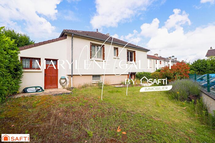 Maison 4 pièces à Achères, Montsouris, à vendre