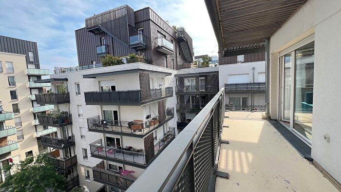 Vitry-sur-Seine, Port à l'Anglais, Zone d'activité : Appartement 2 pièces à vendre