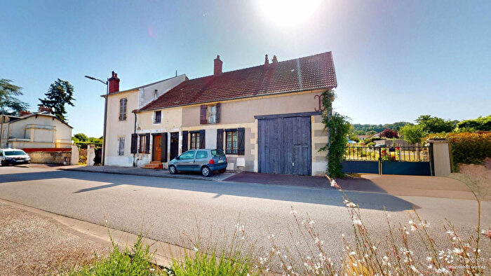Pougues-les-Eaux : Maison 6 pièces à vendre