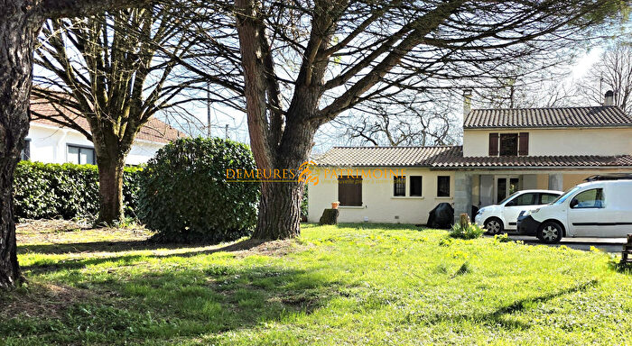 Maison à vendre - Soyaux - 5 pièces - 3 chambres