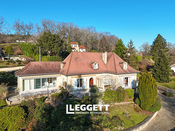 Maison à vendre - Cublac - 9 pièces - 3 chambres