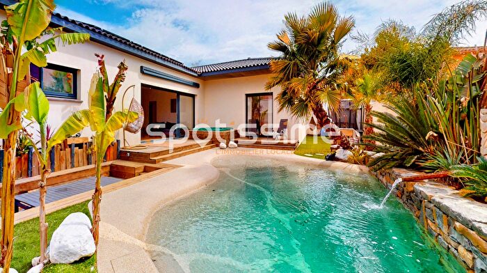 Maison à vendre - Agde, Le Grau dAgde - 5 pièces - 3 chambres