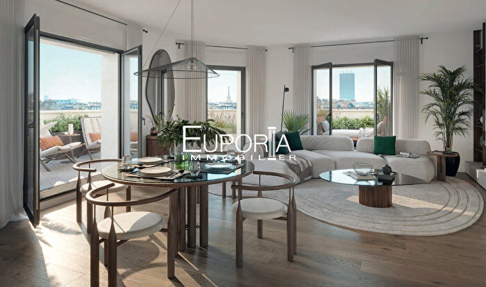 Appartement à vendre - Levallois-Perret, Front de Neuilly - 4 pièces - 3 chambres