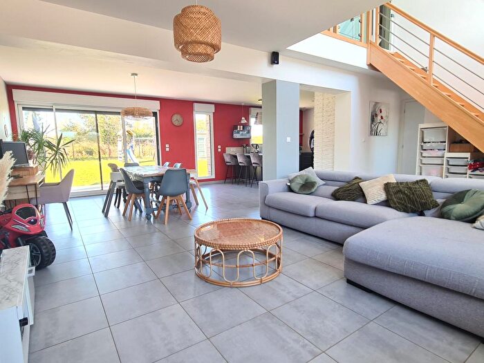 Maison à vendre - Izel-lès-Hameau - 6 pièces - 3 chambres