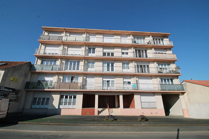 Appartement à vendre - Chantonnay - 2 pièces - 1 chambre