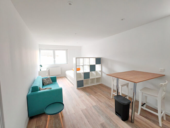 Appartement à louer - Nancy, Poincaré, Foch, Anatole France, Croix de Bourgogne - 1 pièce