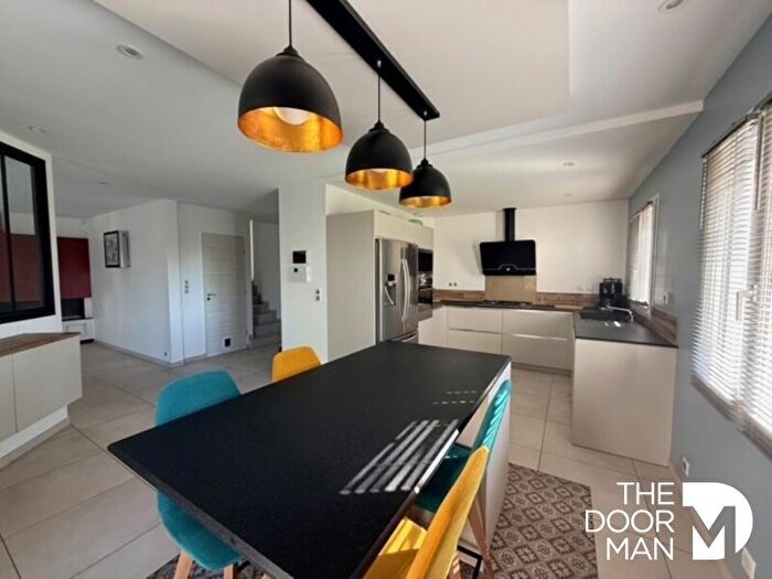 Maison à vendre - Aiffres - 7 pièces - 5 chambres