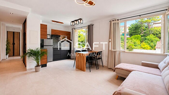Appartement 2 pièces à Saint-Raphaël, Plateau Notre-Dame, à vendre